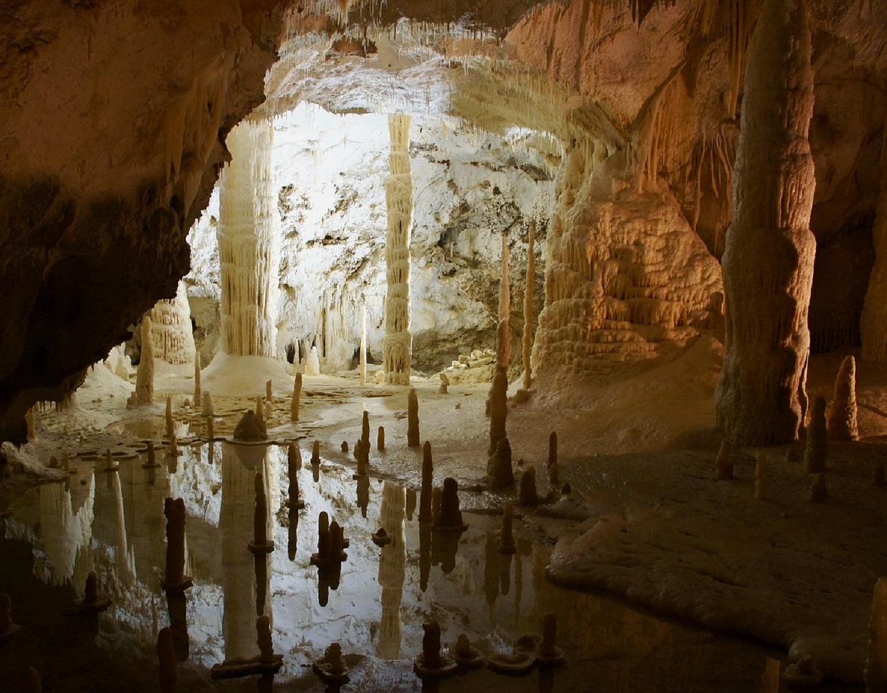 Turismo, le grotte italiane “catturano” un milione e mezzo di ...