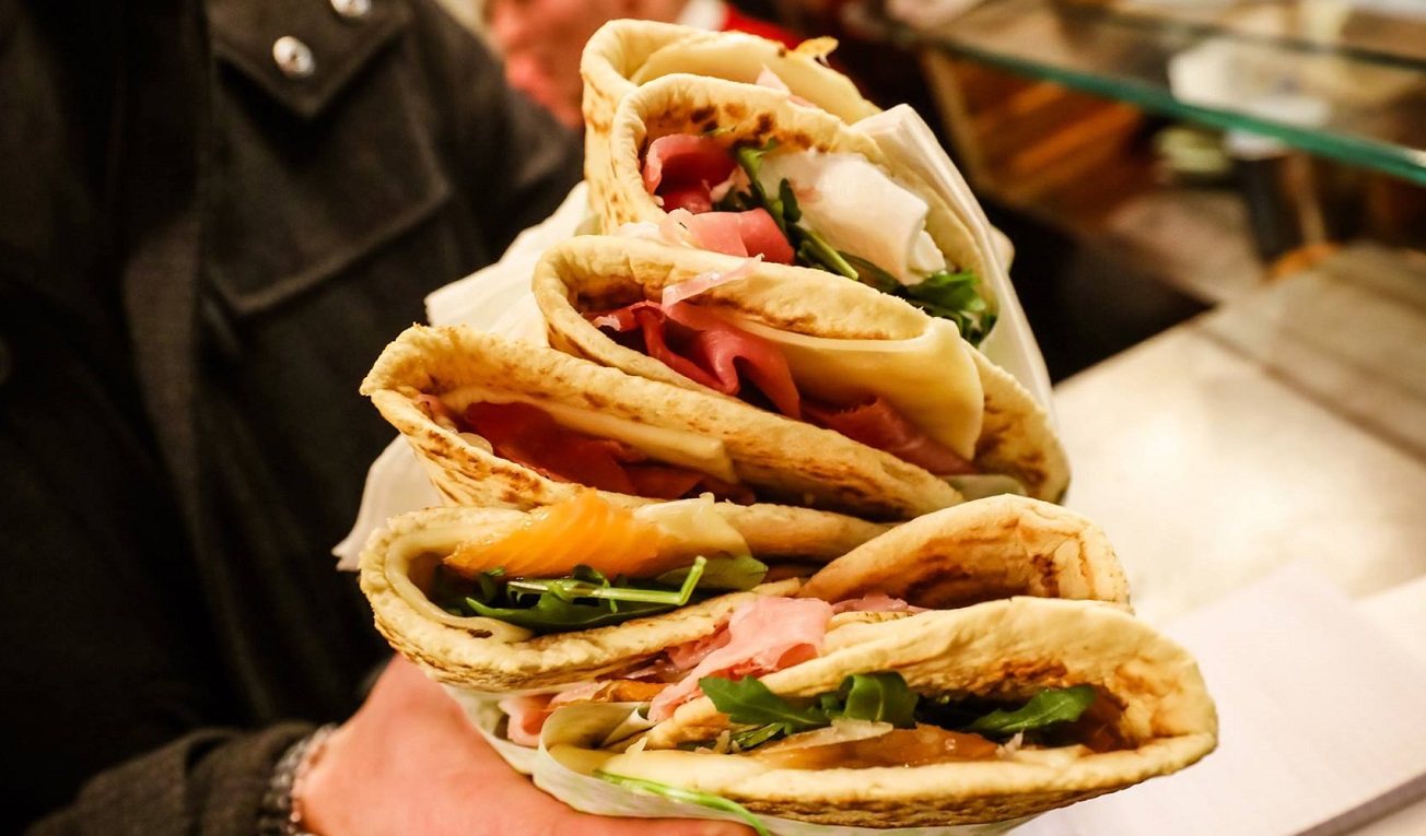 Estate, cibo di strada per 7 italiani su 10: la piadina batte il kebab ...