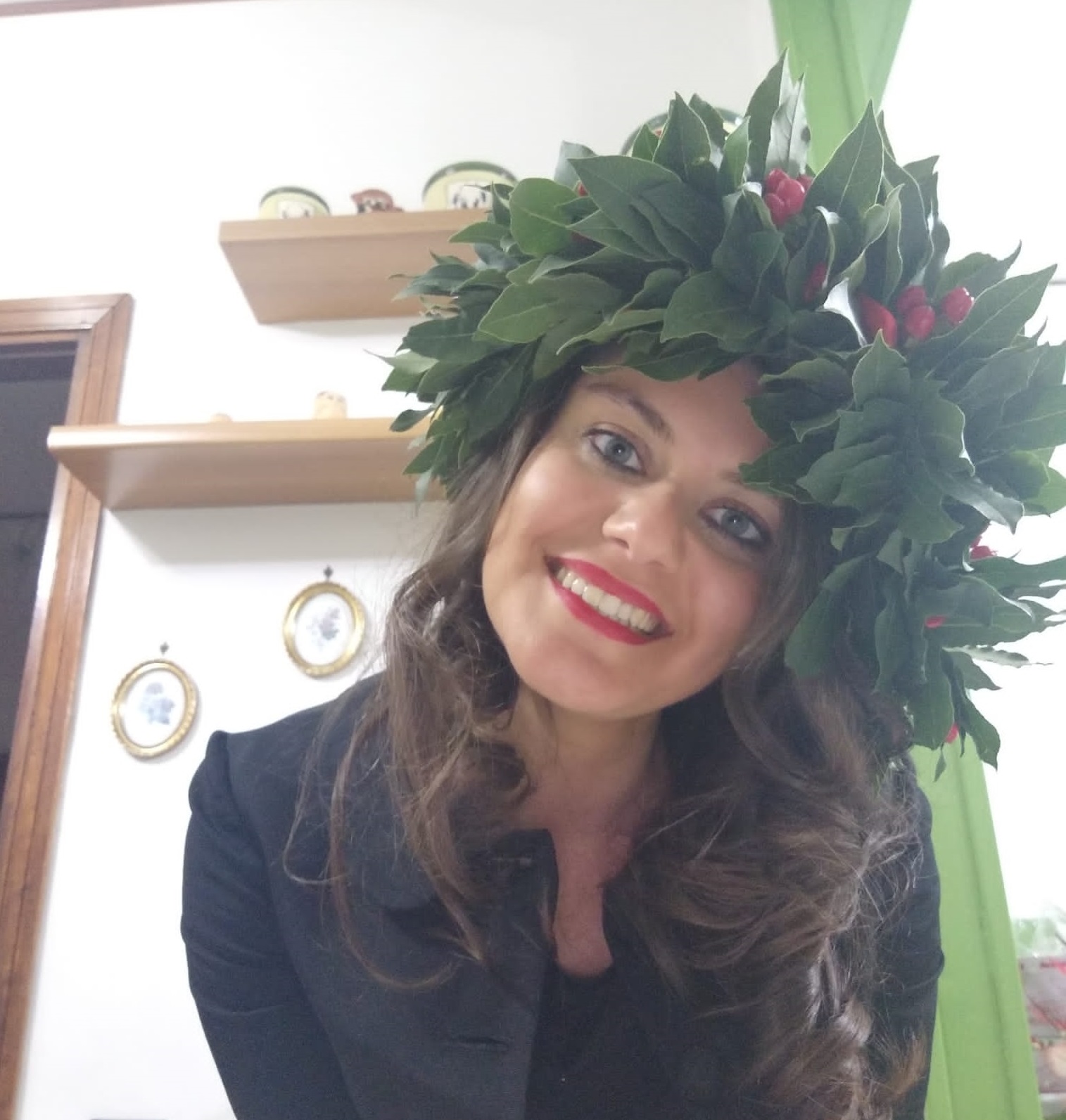 Cava, Nicoletta Capuano consegue con il massimo dei voti la laurea ...