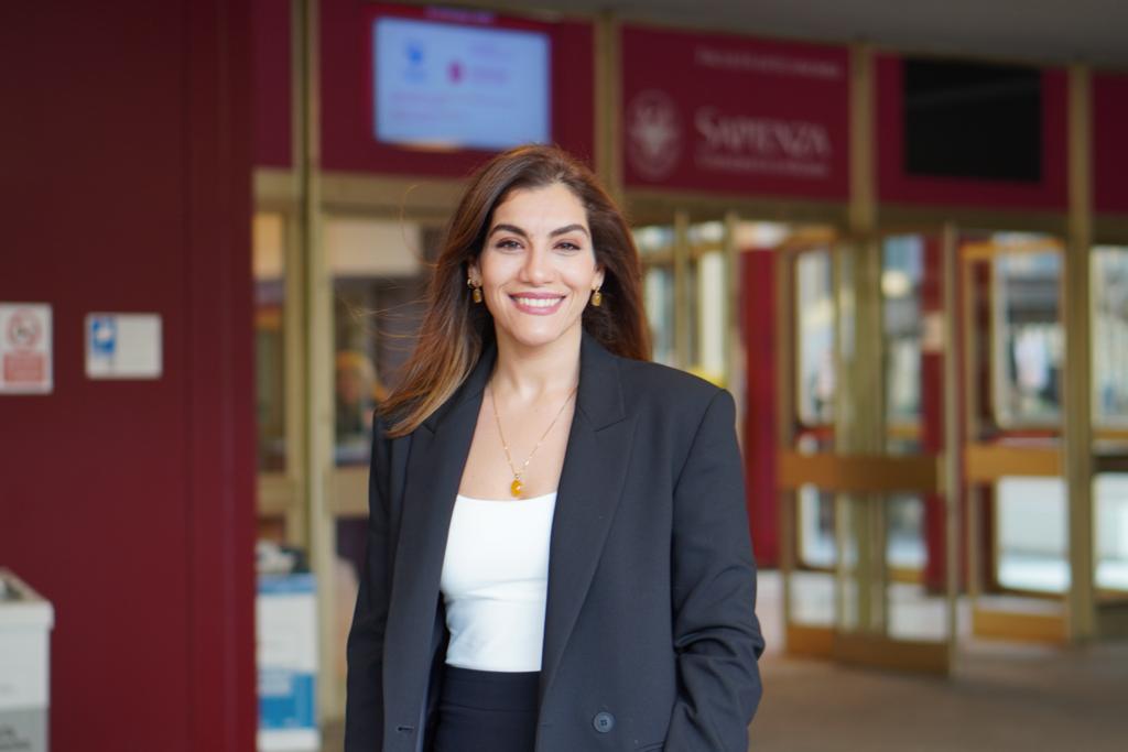 Auguri a Shima Khabazian per la laurea alla Sapienza di Roma - Ulisse ...