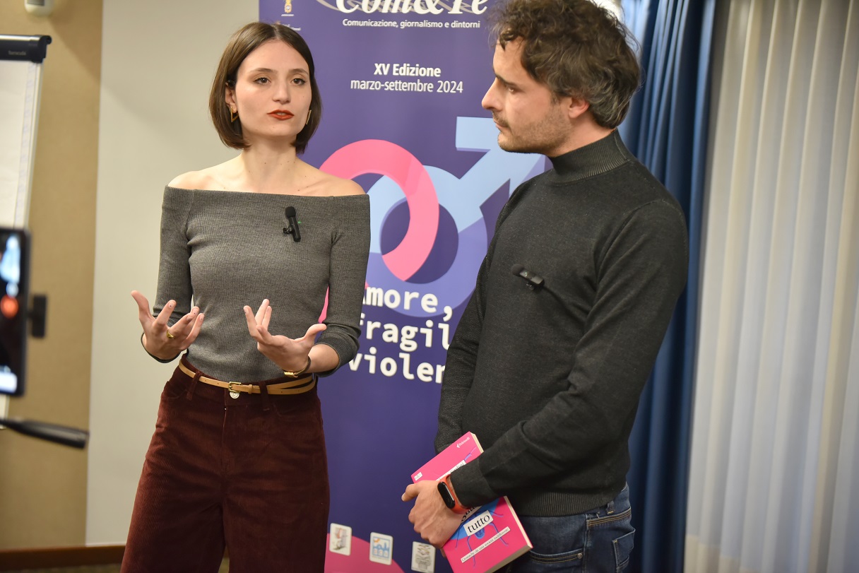 Cava de’ Tirreni, Premio Com&Te: intervista alla scrittrice Flavia ...